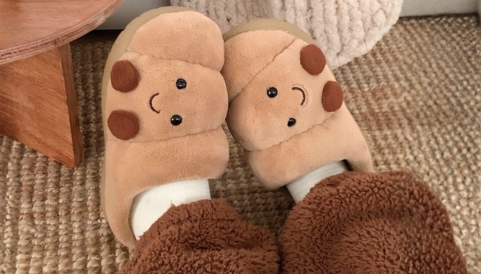 Cute Croissant Plush Slippers - 5 Sizes
